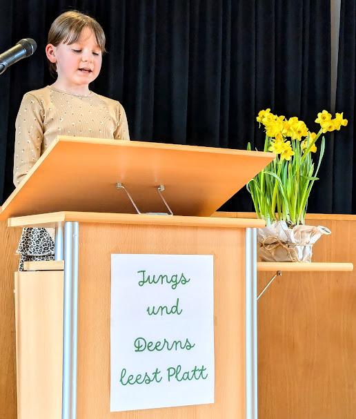 „Jungs un Deerns leest Platt“ am Swatten Weg – Fridtjof-Nansen-Schule